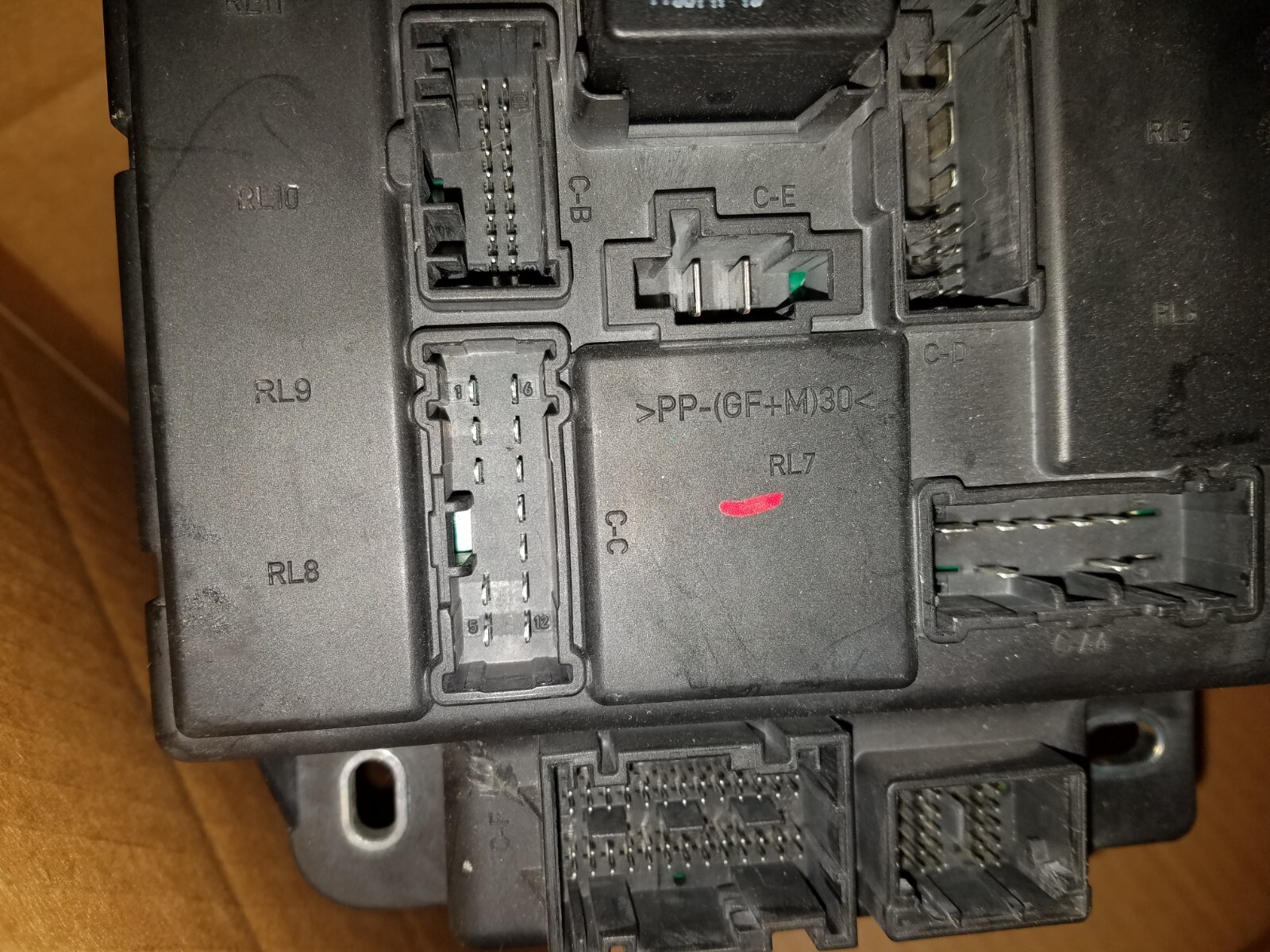 2007-2013 MINI COOPER S R56 POWER DISTRIBUTION FUSE JUNCTION BOX JBE ...