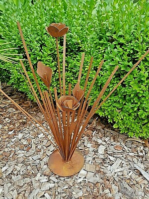 Rustic Metal Grass & Flower Plant Garden Art Ornament Sculpture Rust ...