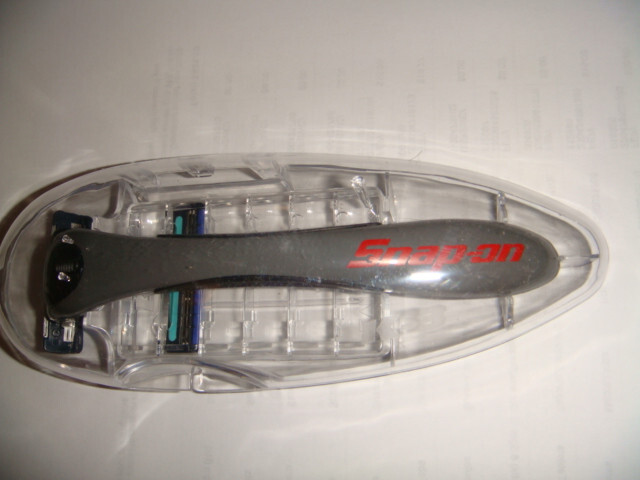 Snap-On Razor New in gift box | eBay