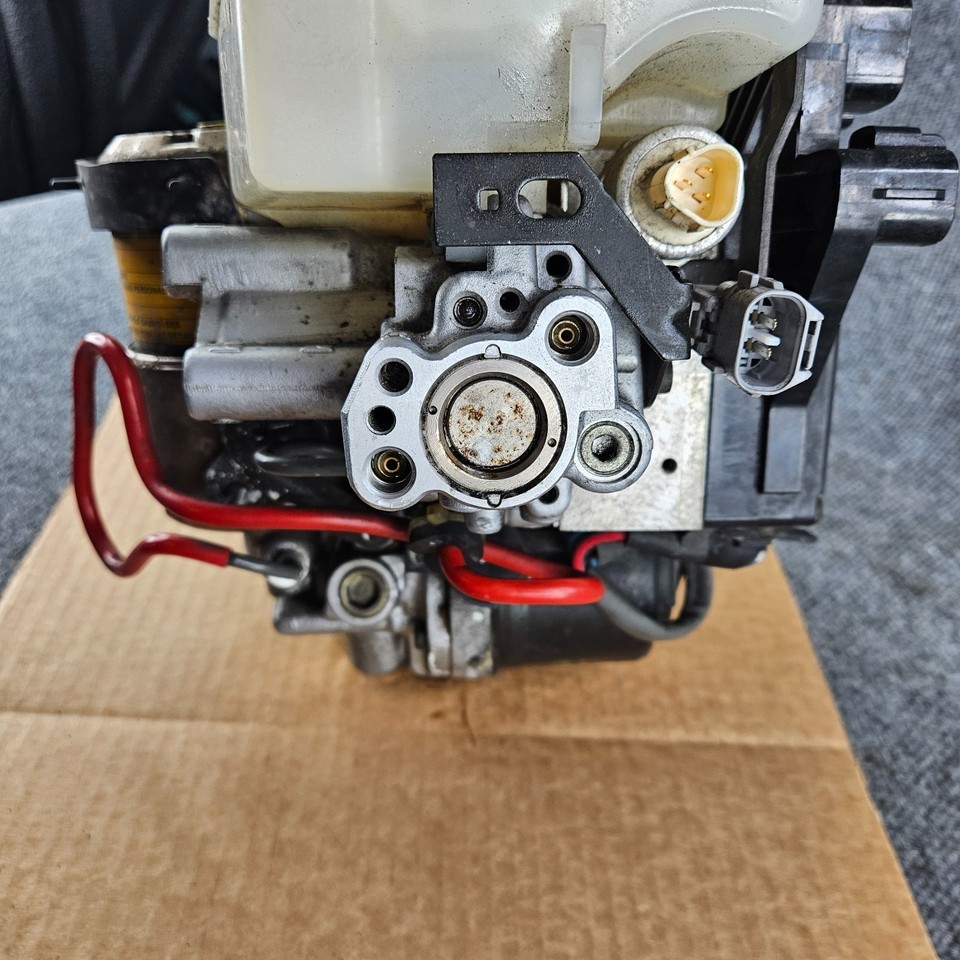 2003-2005 Toyota 4Runner Abs Anti-Lock Brake Pump Module Master ...