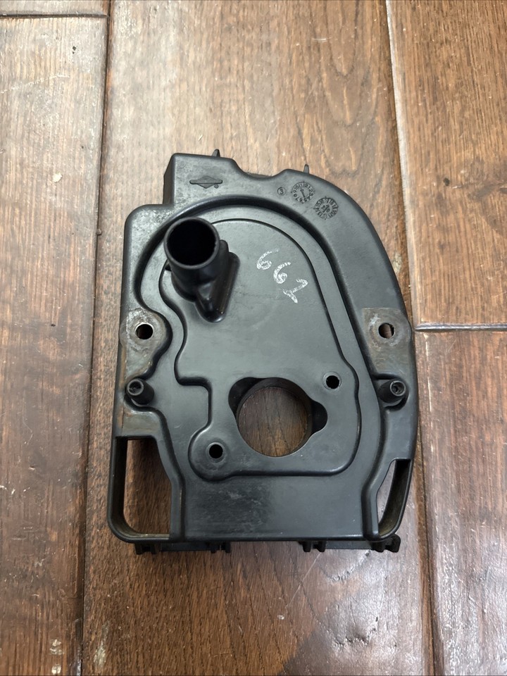 OEM Briggs and Stratton Air Filter Base (595661) | eBay