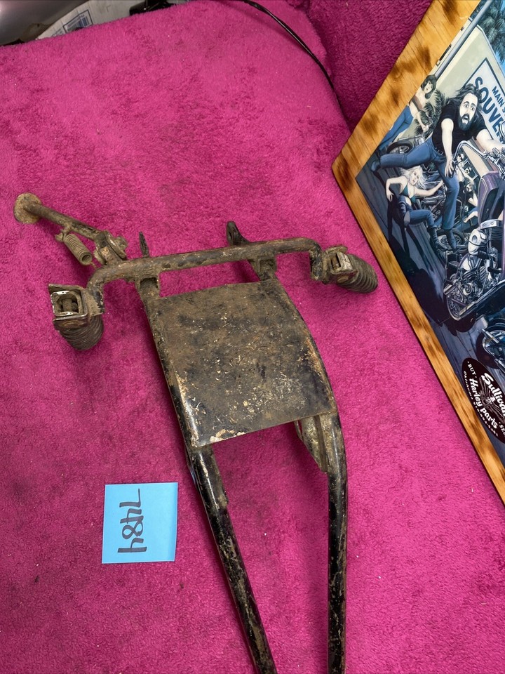 Yamaha frame cradle lower engine mount foot peg bracket kick stand Jt1 ...