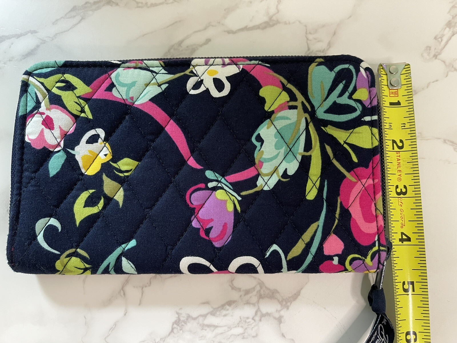 Vera Bradley Full Zip Hard sided Wallet w Inside Zipper Pouch in ...