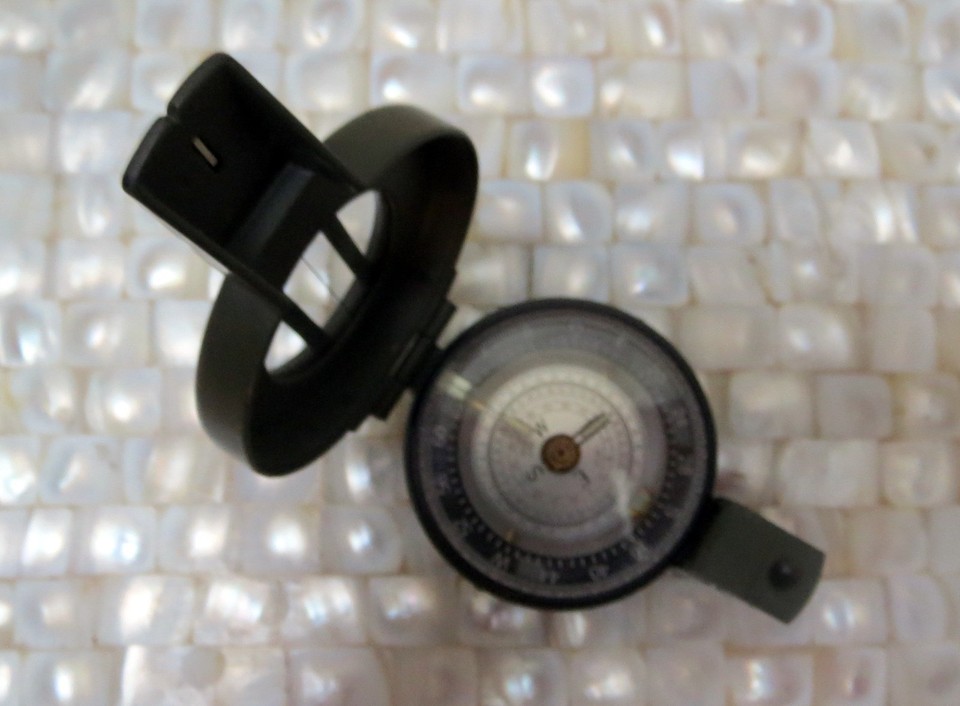 Francis Barker M88 Prismatic Marching compass British Army military ...