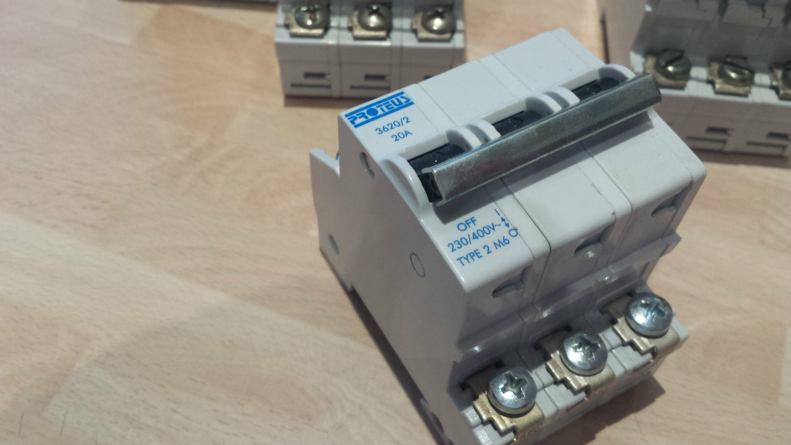 WYLEX HB 3 POLE MCB CIRCUIT BREAKERS 5 15 20 30 40 50 60 & 63A HB320 ...