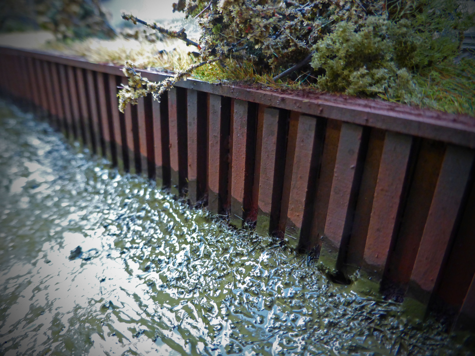 LASER CUT CANAL PILING DOCKSIDE QUAYSIDE OO SCALE 1:76 MODEL RAILWAY ...