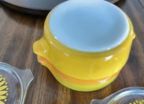 Set Of 3 Vintage Pyrex Sunflower Daisy Casserole Dishes With Lids 471 ...