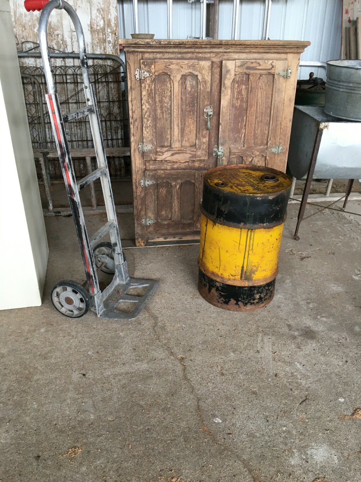 vintage oil barrel / vintage Cen- Pe-Co lubricants oil can / antique ...