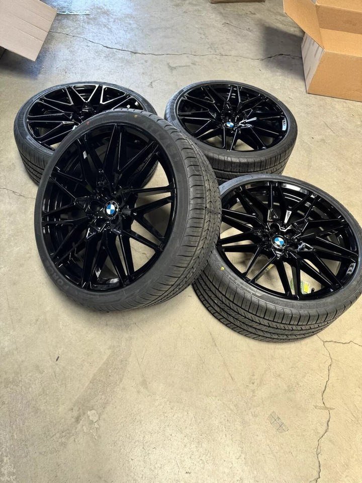 22x10 22x11 BMW X5M WHEELS GLOSS BLACK RIMS X6M X7 X6 X5 G05 G06 G07 ...