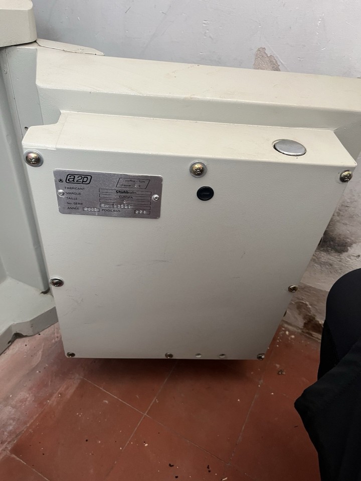 CHUBB SOVEREIGN GRADE 1 HIGH SECURITY CASH SAFE [278kg Weight] | eBay UK