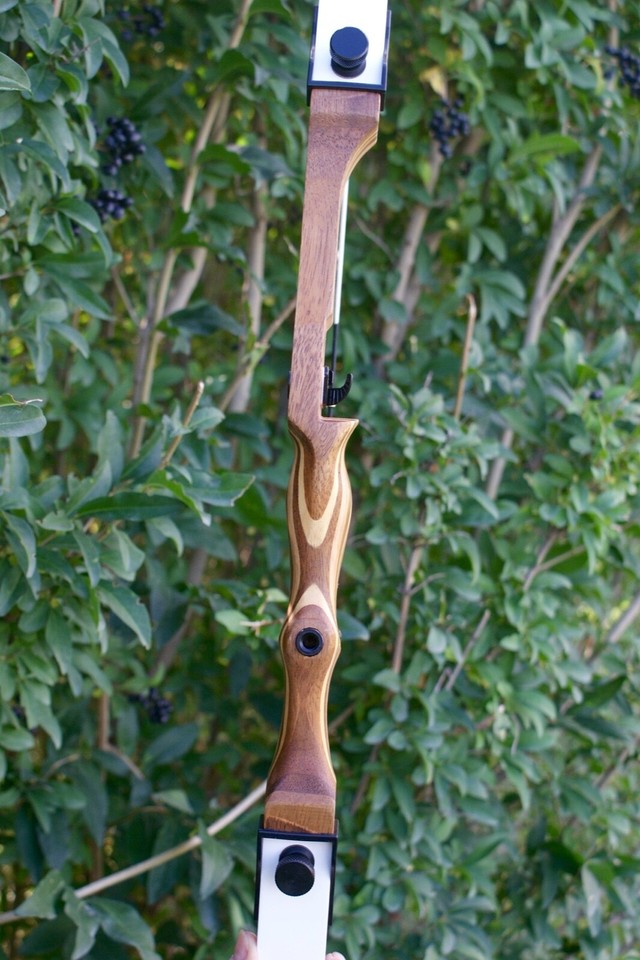 Monarch Take Down Recurve Bow 62" RH & LH 15# 25# 29# white | eBay