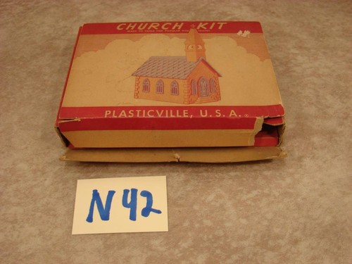 N42B VINTAGE PLASTICVILLE PLASTIC O SCALE CHURCH BUILDING IN BOX | eBay
