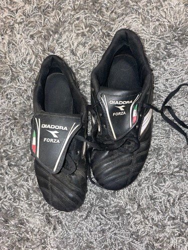 DIADORA FORZA Black And White Soccer Cleats Size 4 | eBay