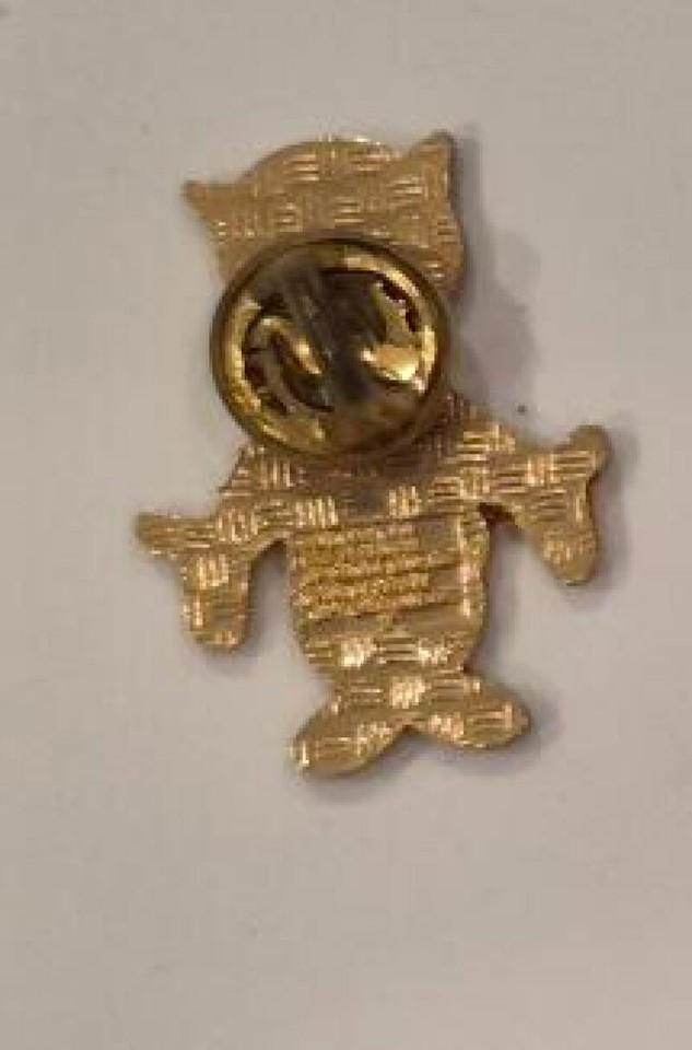 PORKY PIG, Enamel Metal PIN, Cartoon character, Badge, 1.25 X .75 ...