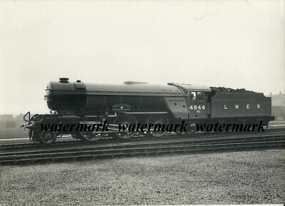Beautiful/Original photograph LNER 4844 "Coldstreamer" Steam engine ...