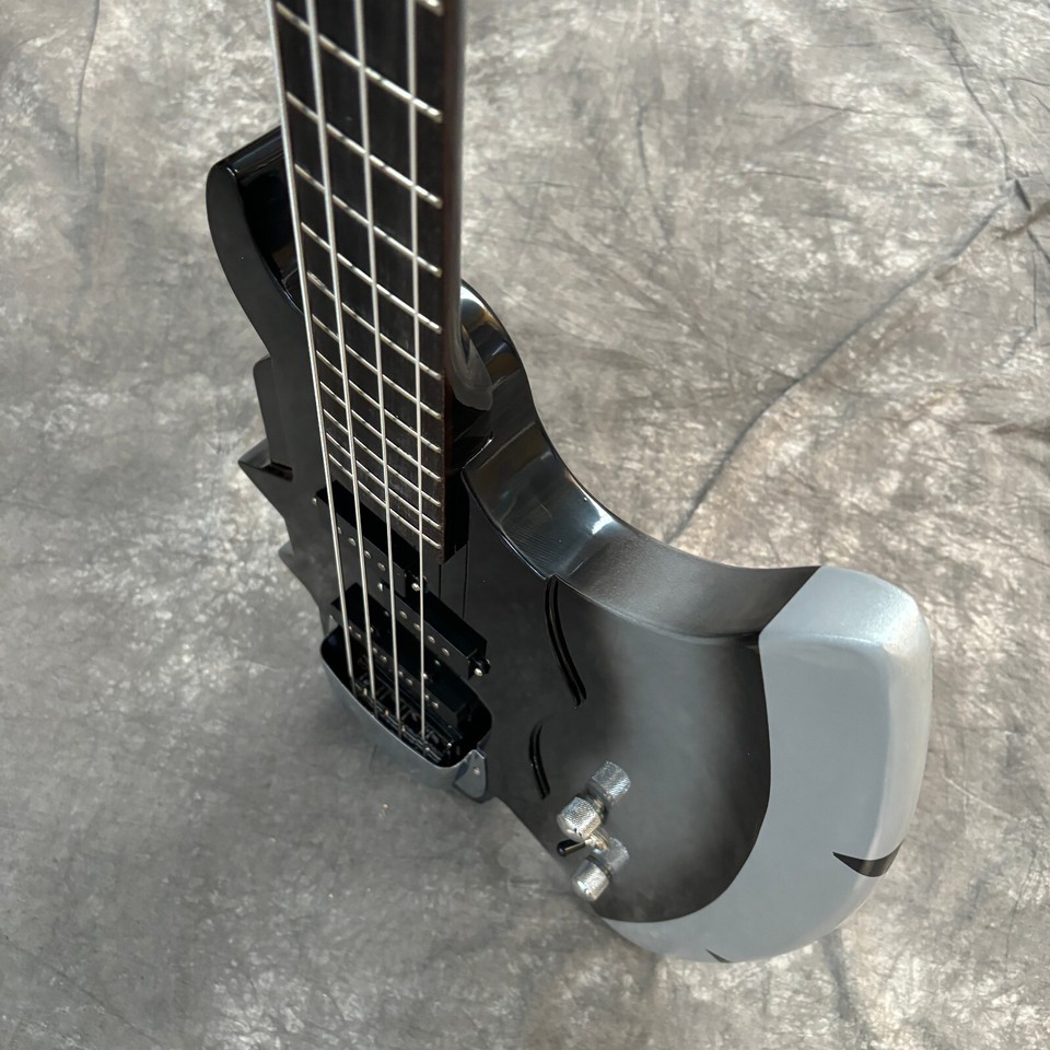 Axe Bass Electric Guitar 4-strings NO Signature Gene Simmons Kiss ...