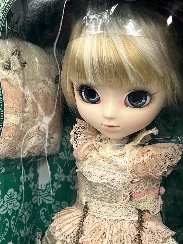 Pullip Romantic Alice Pink version NRFB (December 2011) Groove #P-047 ...