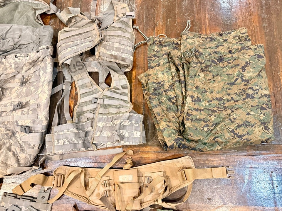 Lot of 40 USGI Military Surplus Field Gear Items ACU/UCP USMC Crye ...