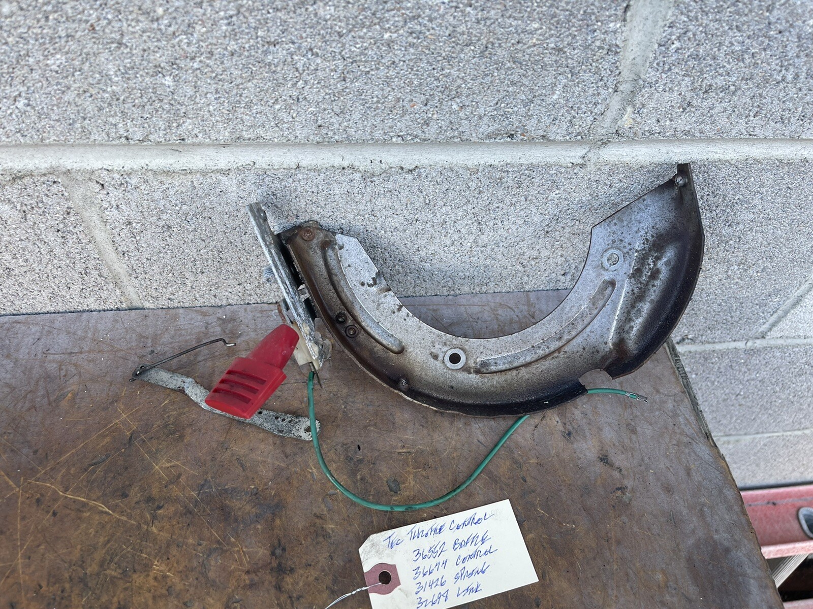 TECUMSEH SNOW BLOWER SPEED THROTTLE CONTROL BRACKET 36677 36552 31426 ...