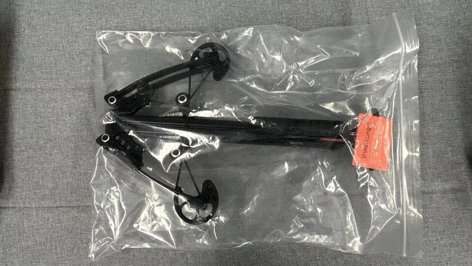 MINI STRIKER PISTOL CROSSBOW WITH 8 HUNTING BOLTS Kit | eBay