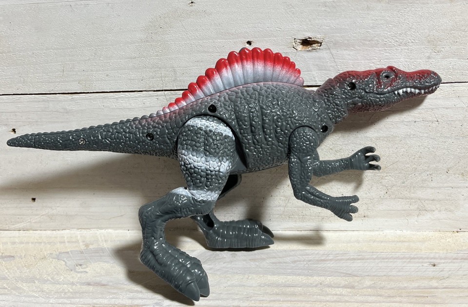 Jurassic World Fallen Kingdom spinosaurus 6” figure no scan code | eBay
