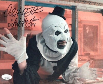 DAVID HOWARD THORNTON - ART THE CLOWN - TERRIFIER Signed 8x10 Reprint ...
