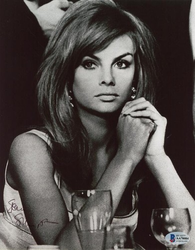 JEAN SHRIMPTON SIGNED 8x10 PHOTO CONSIDERED WORLD'S FIRST SUPERMODEL ...