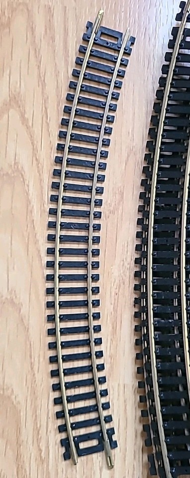 Lot of 42 Pieces Tyco HO Model Train Tracks R 18" Curved Straight ...