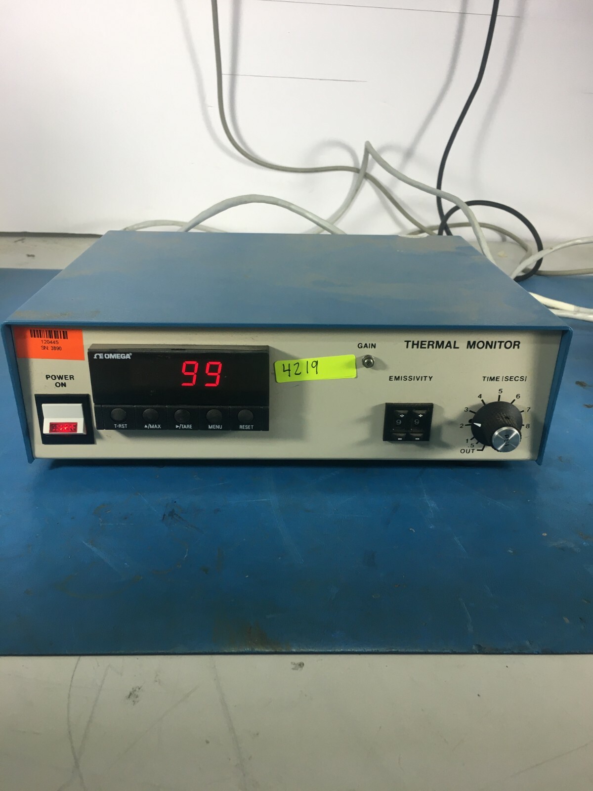 Omega 3026-D-1-C-1-R3-P-M Thermal Monitor with OH2G Detector Head Probe ...