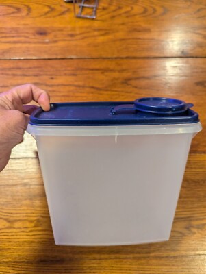 Tupperware Store & Pour Cereal Keeper Clear w/ Blue Lid #469-15 Food ...