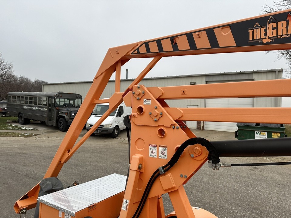 Malta Dynamics X1240 Mobile Grabber Fall Protection OSHA Xseries X1250 ...