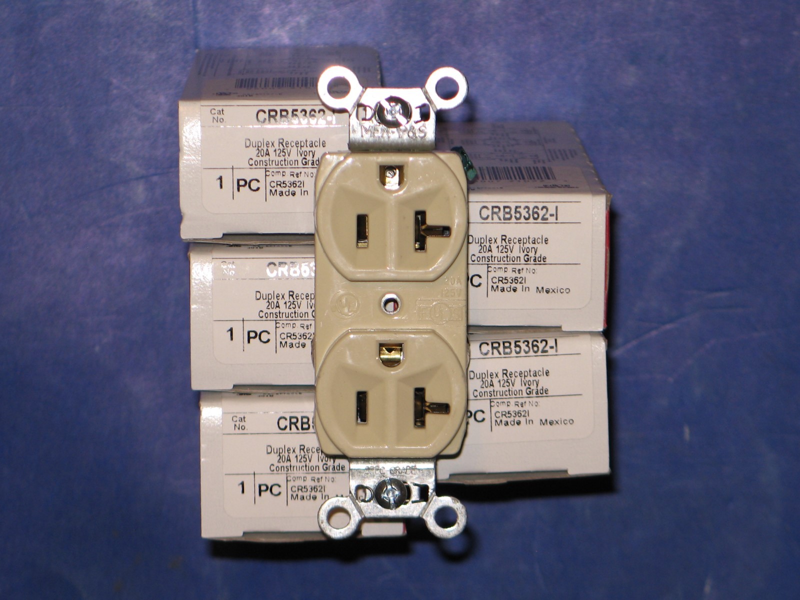 PASS & SEYMOUR CRB5362-I CONSTRUCION GRADE RECEPTACLES 20A 125V 5-NIB ...