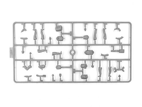 ICM 48322 - B-26B Marauder, with Pilots and Ground Personnel - Model ...