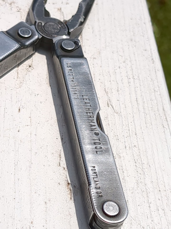 Vintage Original Leatherman Tool US REG TM 1325473 Multi-Tools Portland ...