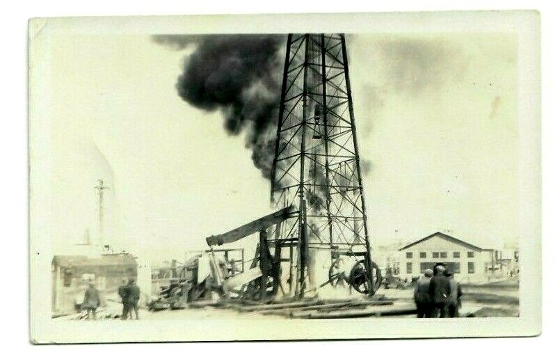 Rare RPPC OIL DIKE WELL SPEWING ERUPTION BLACK GOLD VINTAGE PHOTO ...