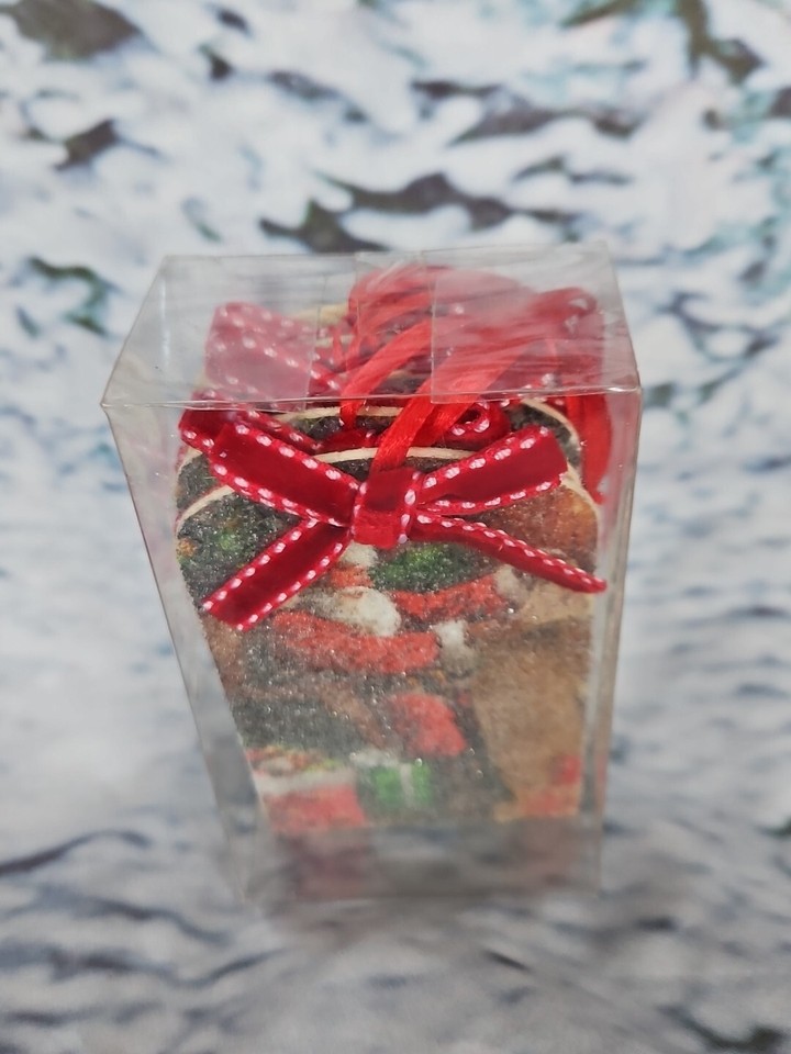 Wooden Glitter and Velvet Ribbon Santa / Father Christmas Gift Tags ...