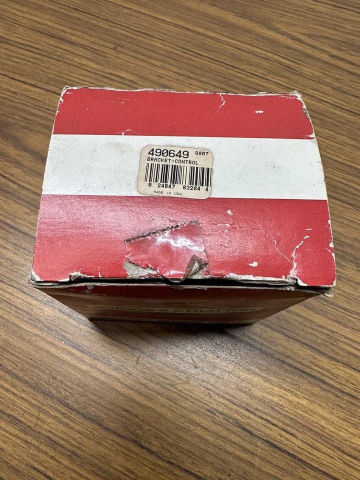 Briggs & Stratton Panel-Speed Control 490649 Original Service Parts NOS ...