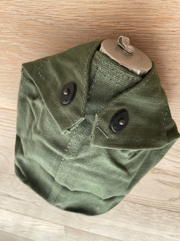 British 44 Pattern Water Bottle Canteen , Mug with unissued pouch ...