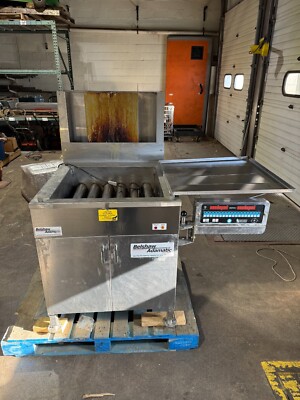 Belshaw model 724CG gas donut fryer with Fastron Dunkin Donuts controls ...