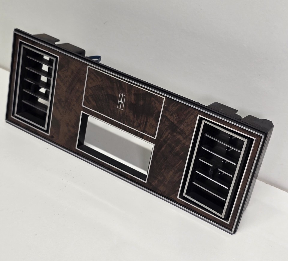 78 79 80 OLDS CUTLASS Supreme Brougham 442 DASH CLOCK BEZEL SURROUND ...