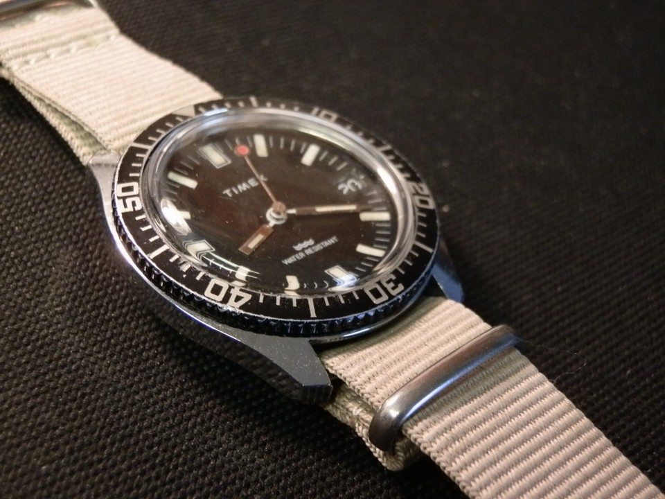Timex Vintage Diver Watch Red Dot Mechanical Manual Wind | eBay