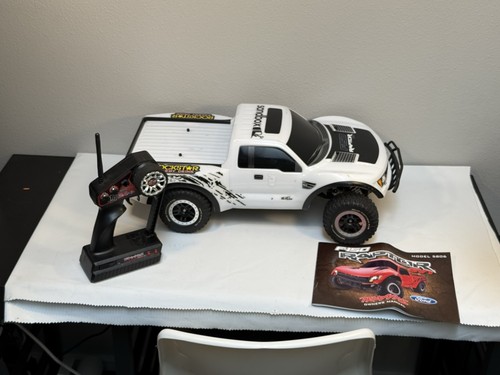 Traxxas Ford Raptor SVT RC Car Truck with Remote and Charger Untested ...