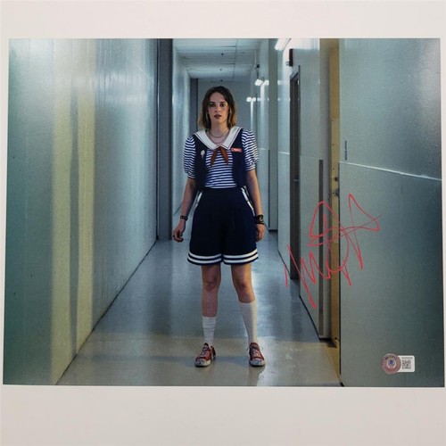 Maya Hawke signed Stranger Things 11x14 photo #3 autograph ~ Beckett ...