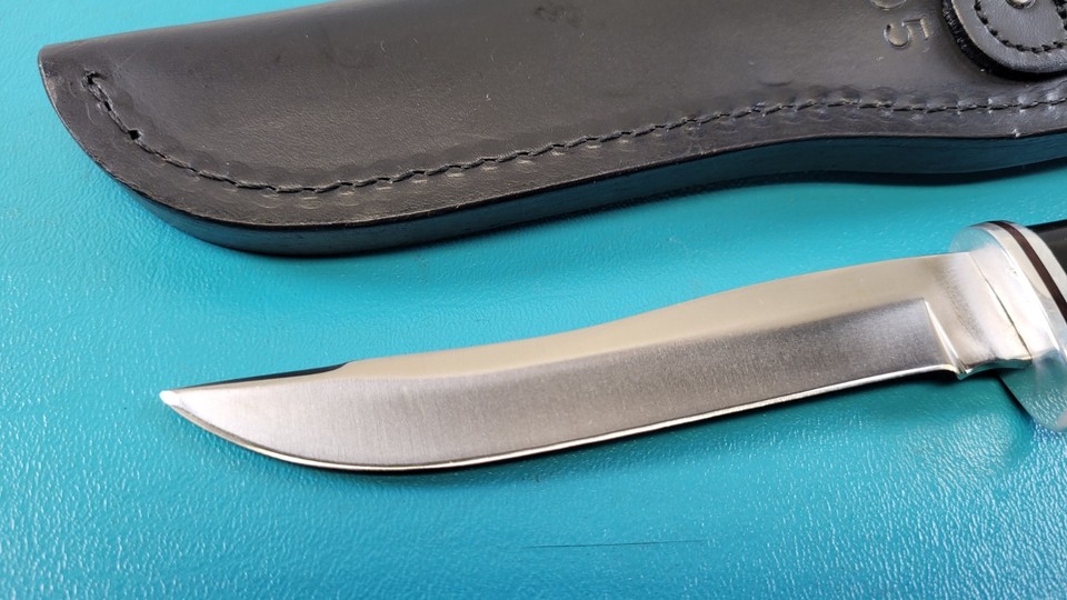 Unused Mint Buck Pathfinder Model No. 105 Hunting Knife + Sheath PRE ...