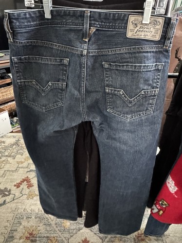 Diesel Jeans Men's W34 L32 Larkee ORUS7 Straight Buttonfly Relaxed Fit ...