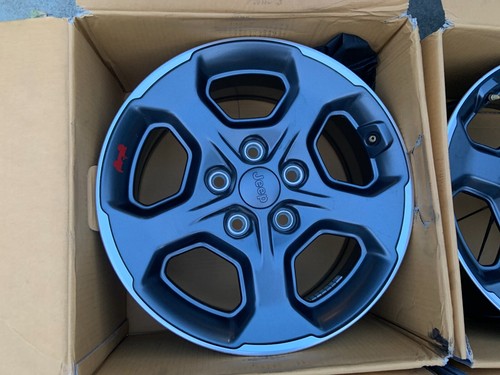 2020-2022 Jeep Gladiator OEM Factory Wheel 17" Rim Charcoal w/ Cap ...