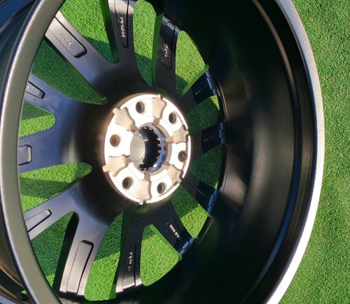 Black 22 Wheel Cadillac Escalade Yukon Tahoe OEM Factory GM Spec ...
