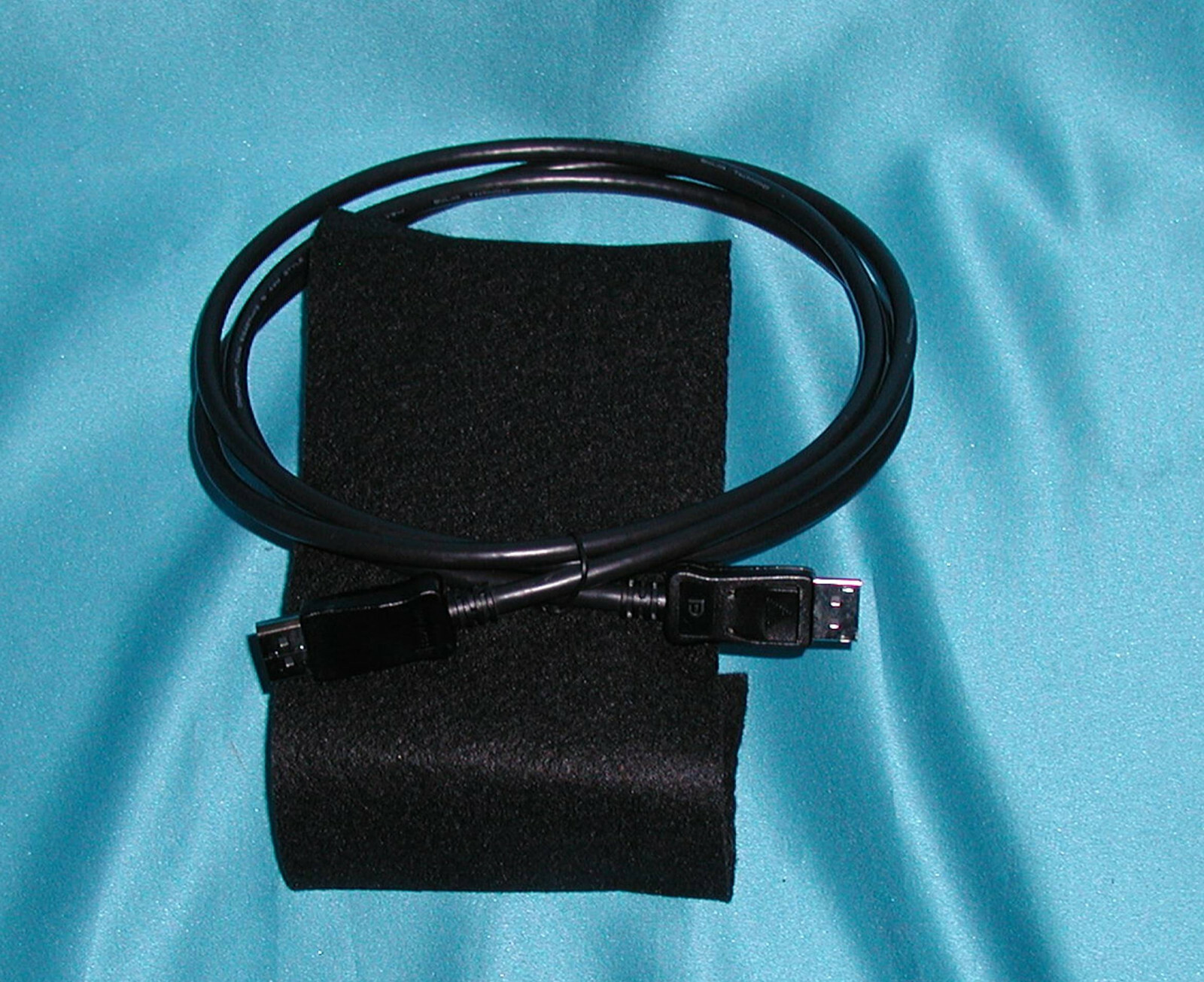 Bizlink DisplayPort E164571-KS 5.5ft Male to Male Cable NewotherGreat ...