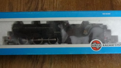 Airfix 54123-9 OO Gauge 4F Fowler 0-6-0 Steam locomotive with tender BR ...