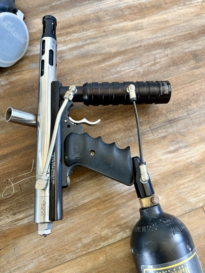AGD Minimag Paintball Gun MM02790 With Hopper 2 Tanks And Accessories ...